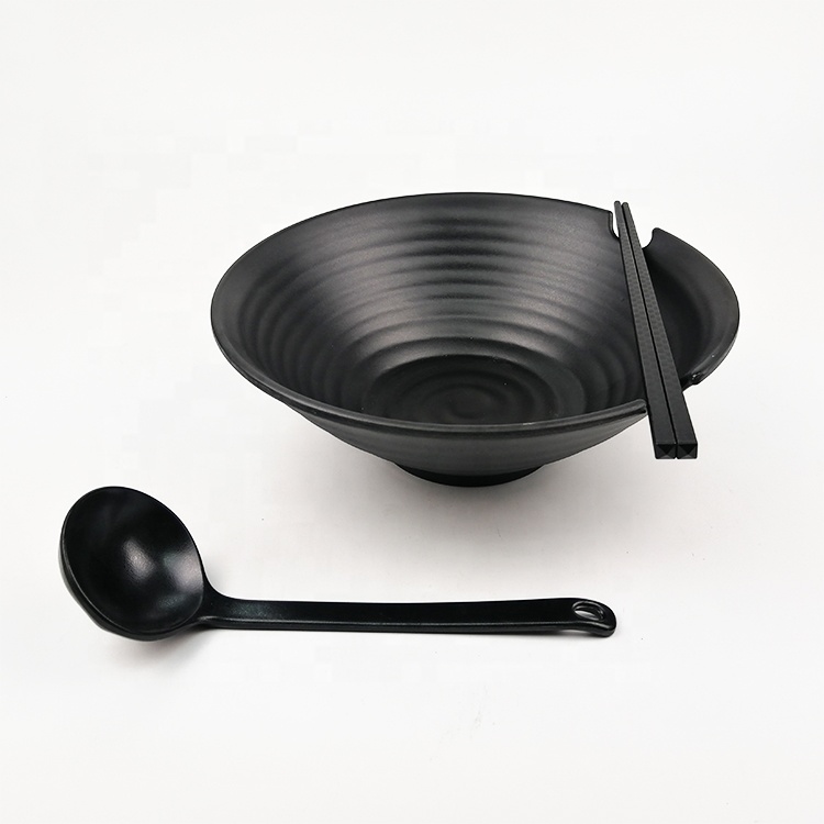 Black melamine plastic ramen bowl