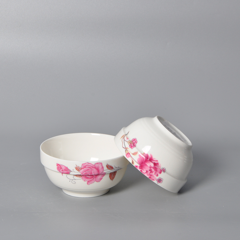 Traditional applique pattern melamine bowl